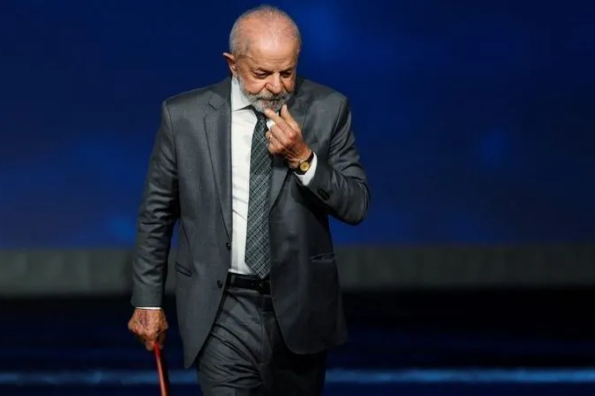 Gastos fora da meta fiscal ultrapassam R$ 300 bi no governo Lula