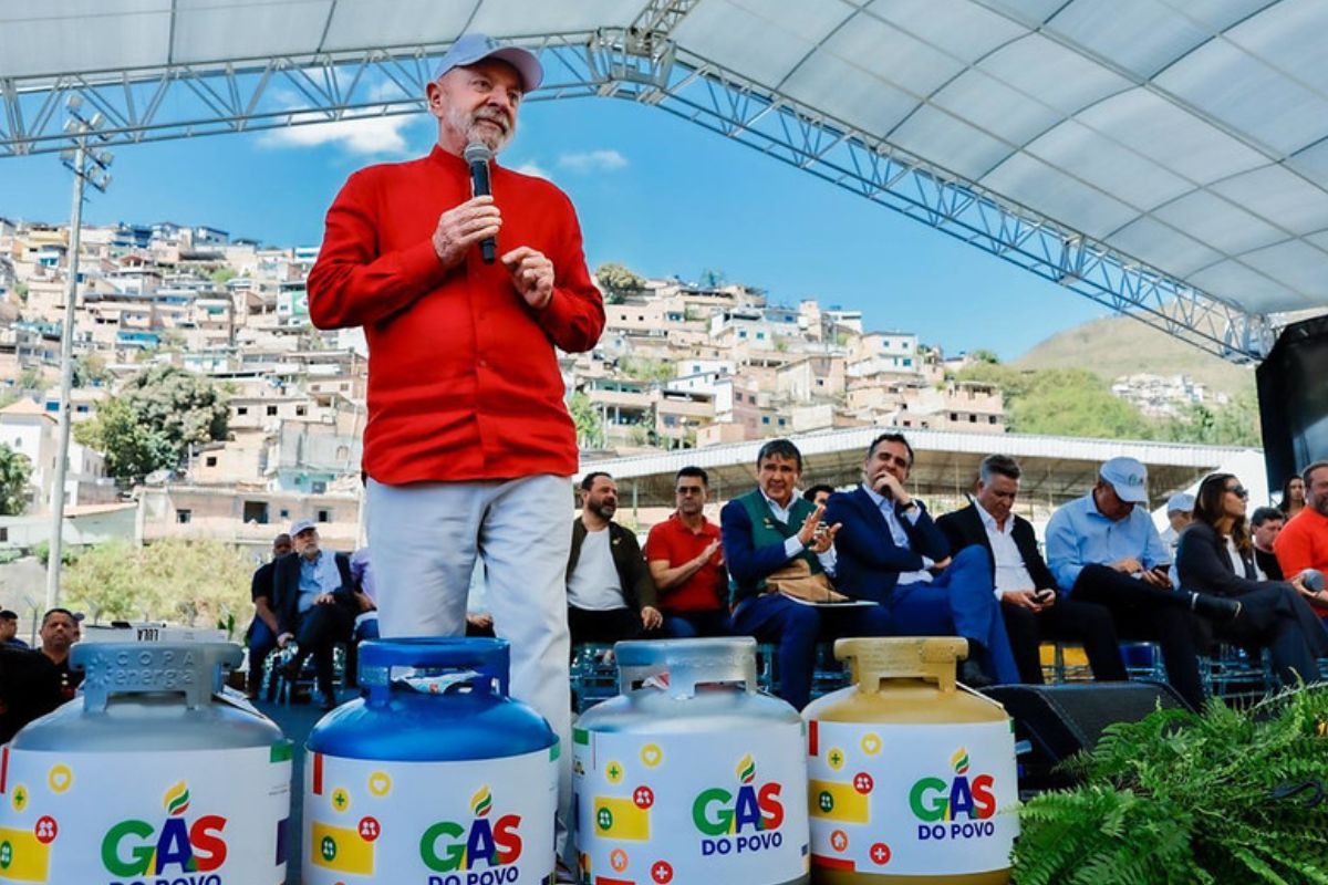 Programa Gás do Povo inicia entrega em 10 capitais; veja como funciona