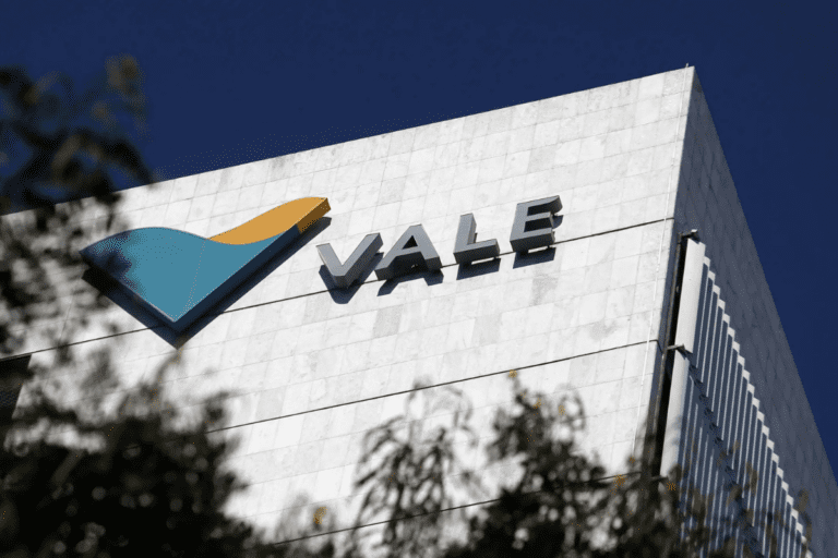 Vale (VALE3) supera expectativas no 4º tri com força em metais básicos